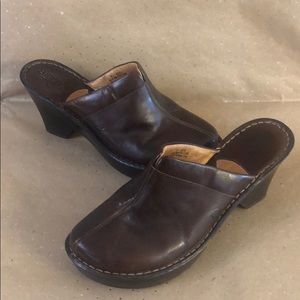 Born | Shoes | Born Brown Leather Clogs Size 9 | Poshmark